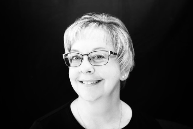 Vicki Foley's Instagram, Twitter & Facebook on IDCrawl