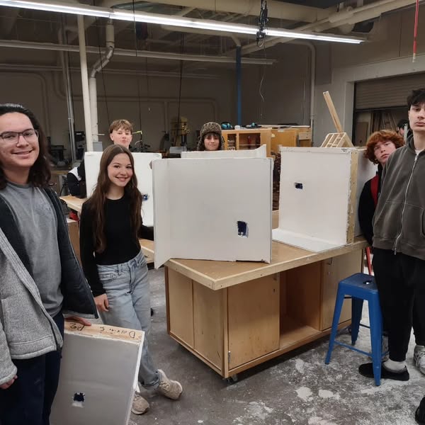 Tremper Construction Classes Smoothen the Mud! – Tremper High School