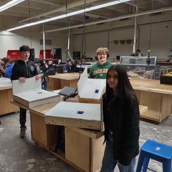 Tremper Construction Classes Smoothen the Mud! – Tremper High School
